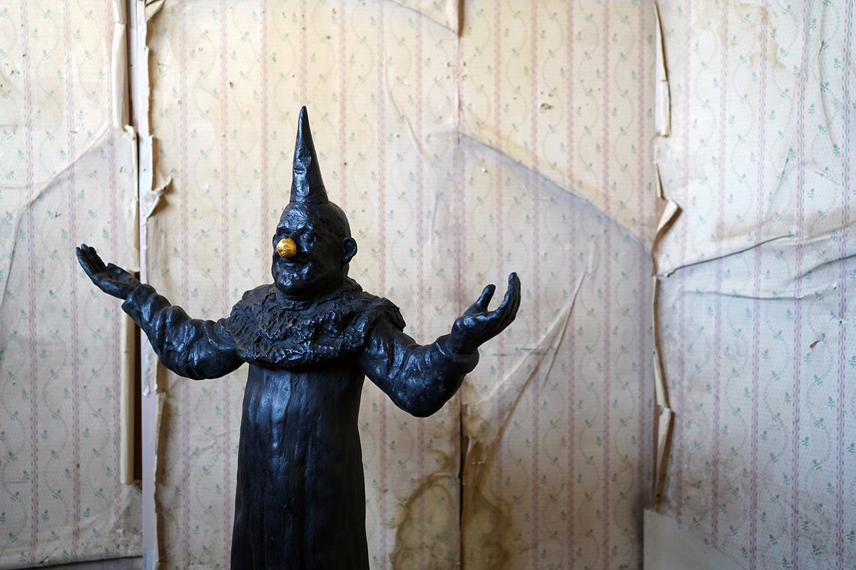 Beth Carter; Standing Clown; Black Resin; Edition 3/15 – Doe & Hope