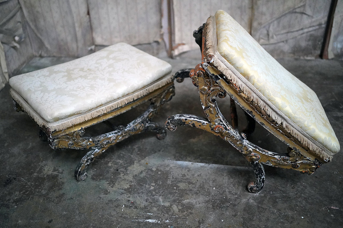 A Pair of Early/Mid 19thC Italian Giltwood X-Framed Stools c.1820-40 ...
