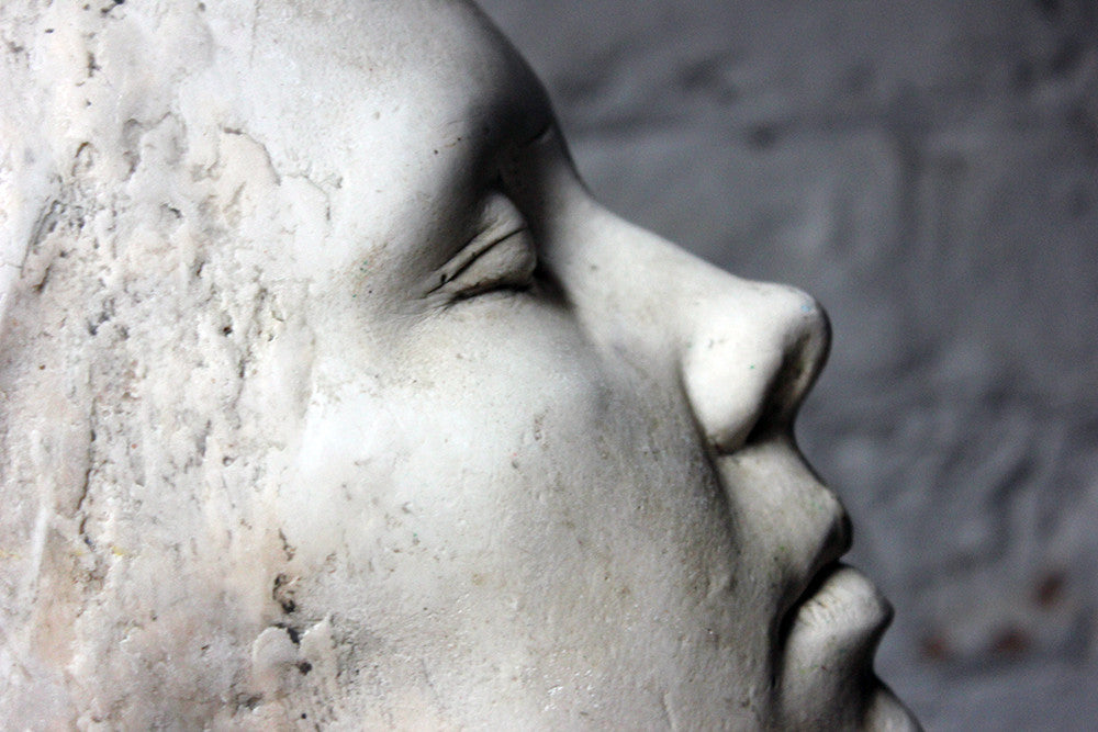 A Very Good 20thC Plaster Death Mask of a Female – Doe & Hope